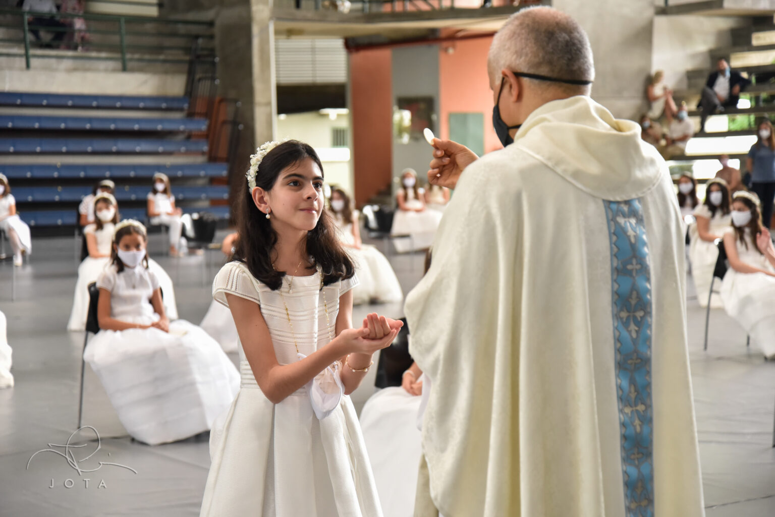 Primera Comunión - Academia Interamericana de Panamá Cerro Viento